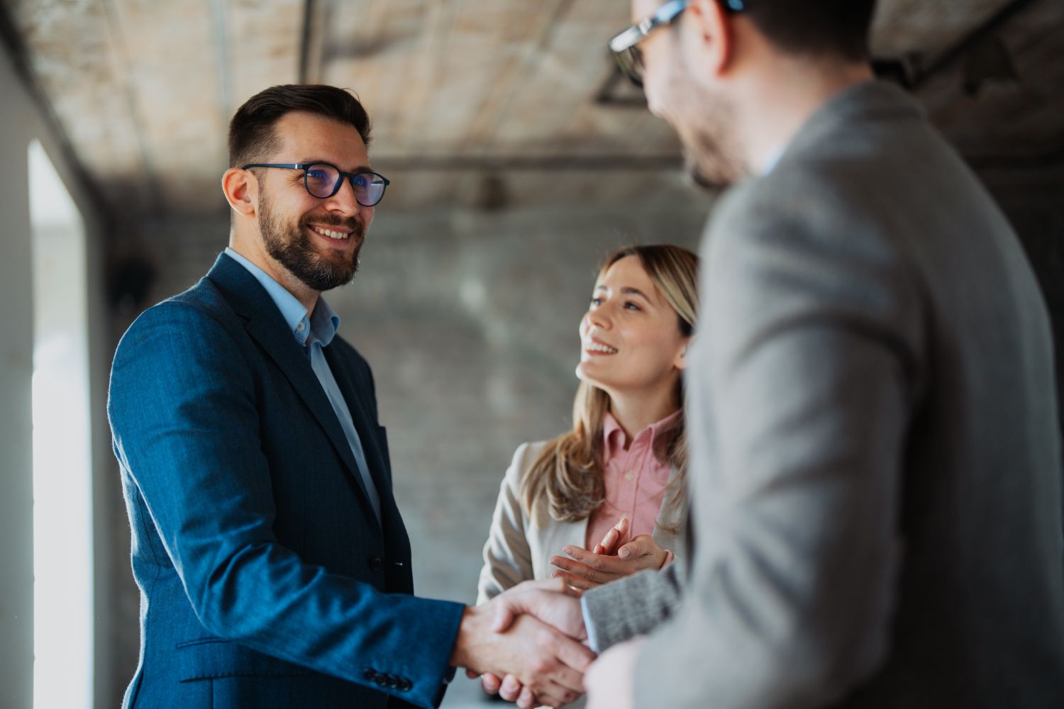 Verschmelzung GmbH & Unternehmen ️ Rechtsnachfolgeklausel